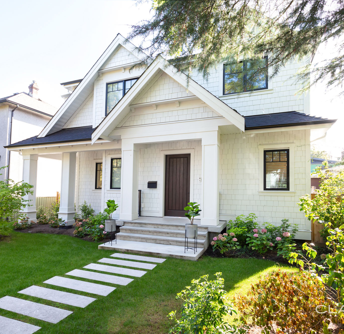 7 Best Ways to Choose the Right Window Colour for your Home - Colour Trends