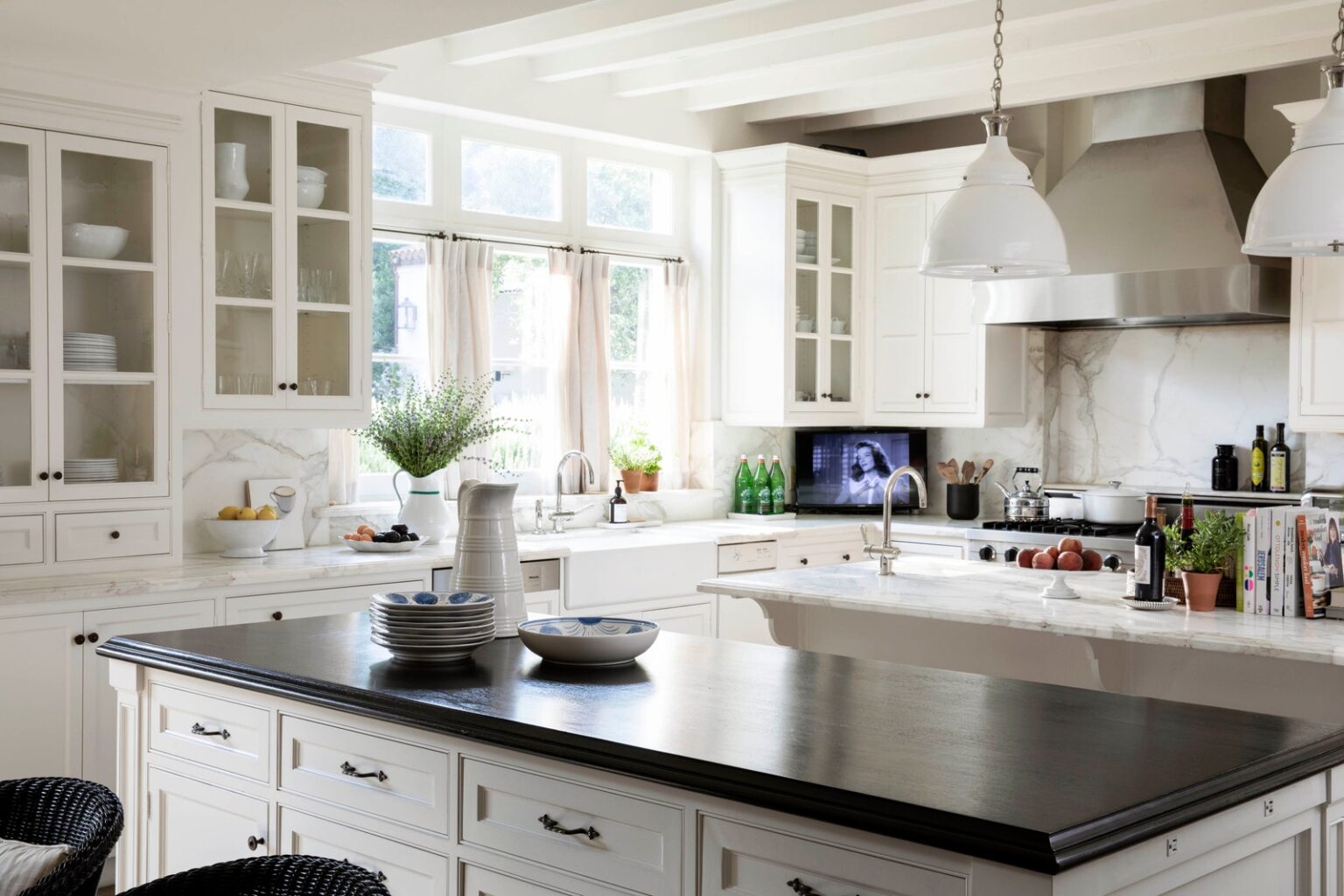 Why We Love Nancy Meyers' Kitchens - Advice for Homeowners